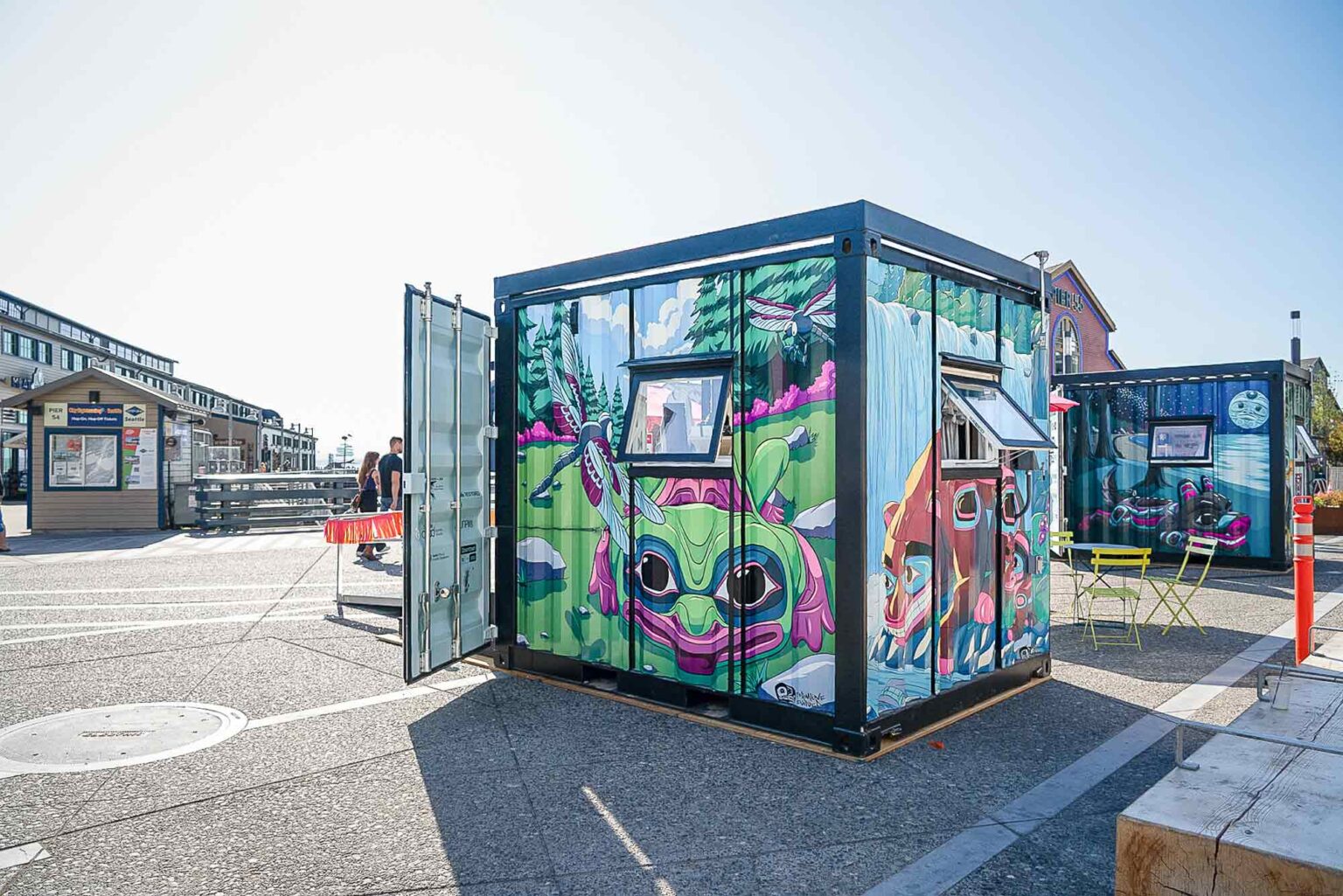 Custom Shipping Container Retail Stores | ROXBOX Containers