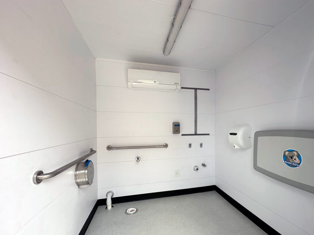 20' Unisex BathroomBox - ROXBOX Containers