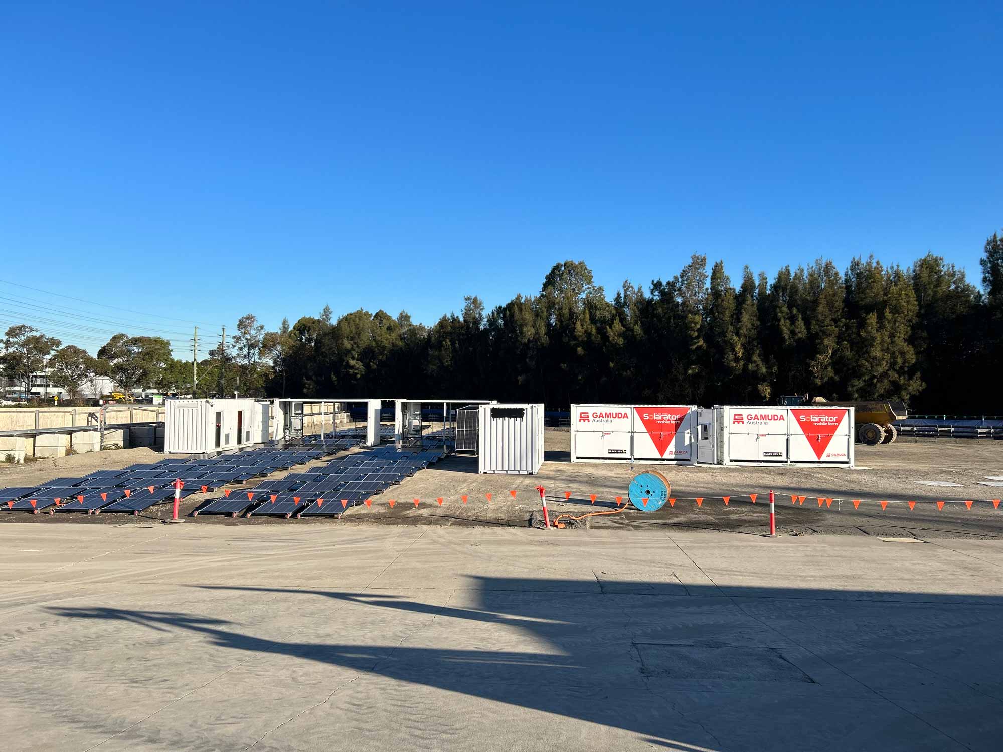 Renewable Solar Container Generators - ROXBOX Containers