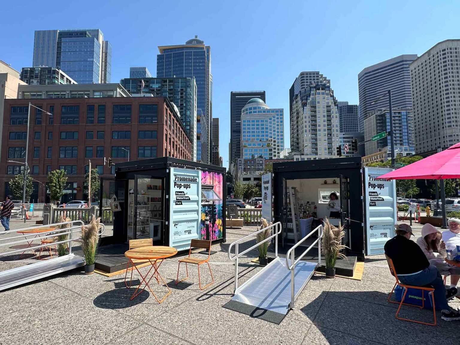 Seattle Waterfront Park Solar-Powered 10’ RetailBoxes - ROXBOX Containers